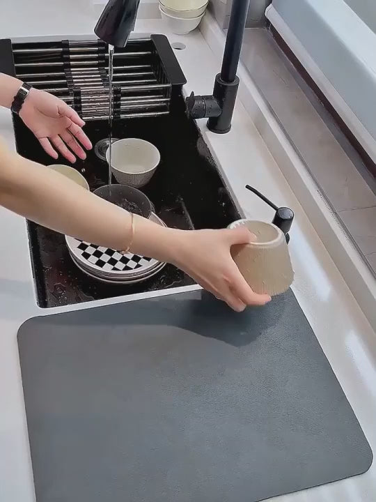 Absorbent Kitchen Draining Mat: Keep Your Countertop Dry